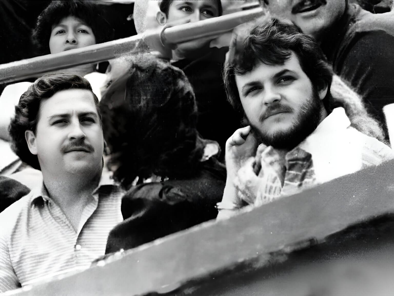 27 Never-Before-Seen Photos of Pablo Escobar's Dual Life