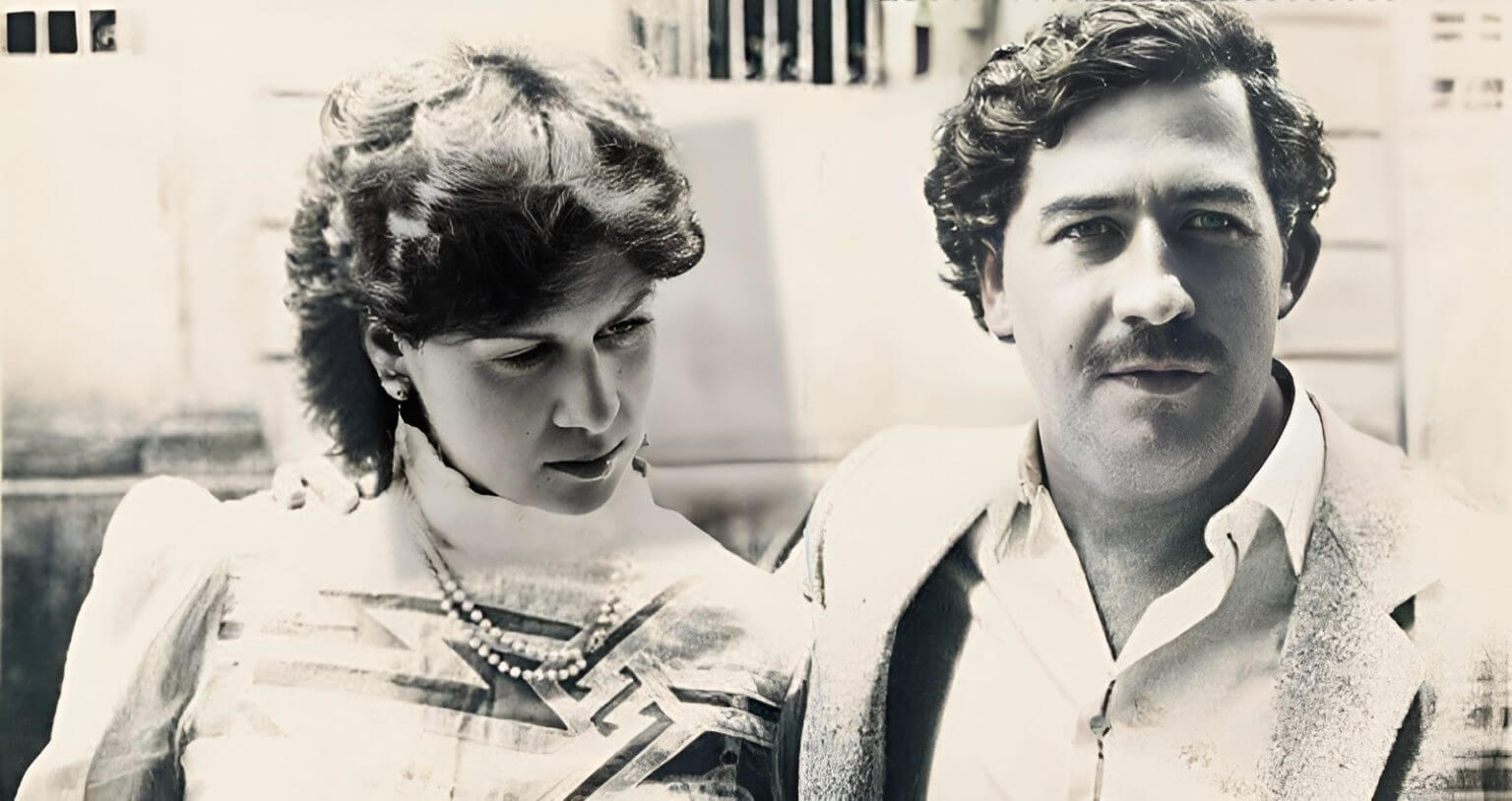 27 Never-Before-Seen Photos of Pablo Escobar's Dual Life