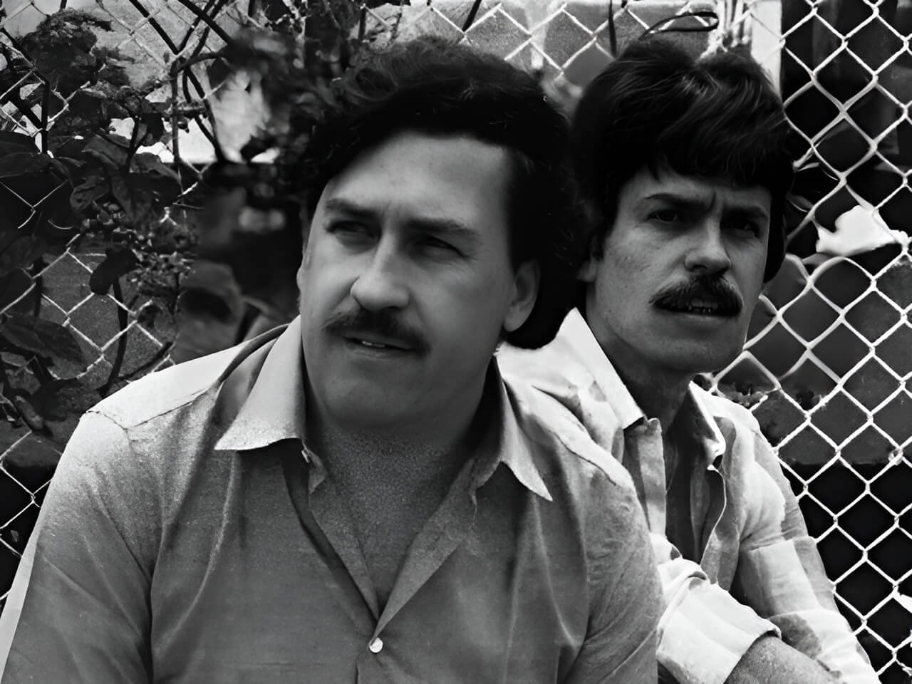 27 Never-Before-Seen Photos of Pablo Escobar's Dual Life