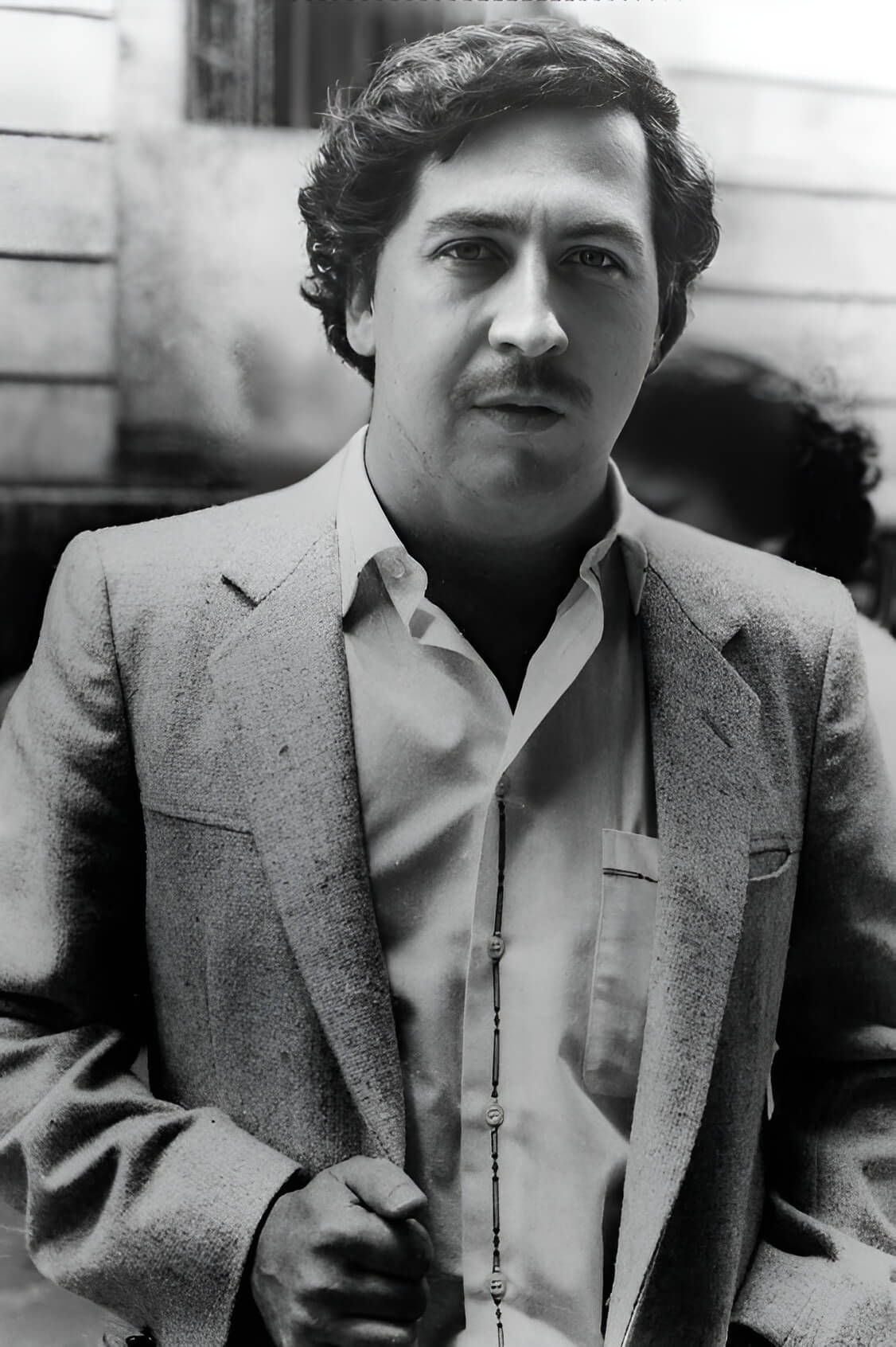 27 Never-Before-Seen Photos of Pablo Escobar's Dual Life