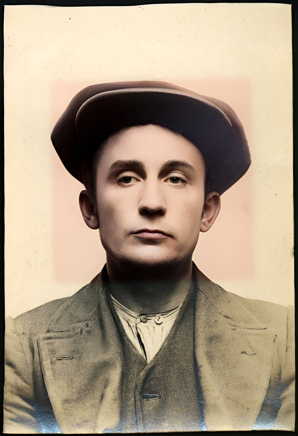 24 Vintage Mugshots Show From 20th Century Condemned