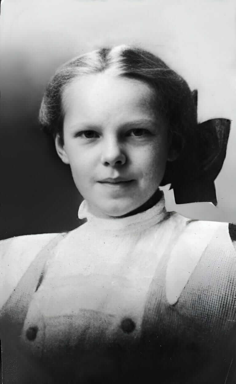 30 Amazing and Rare Photos of Amelia Earhart