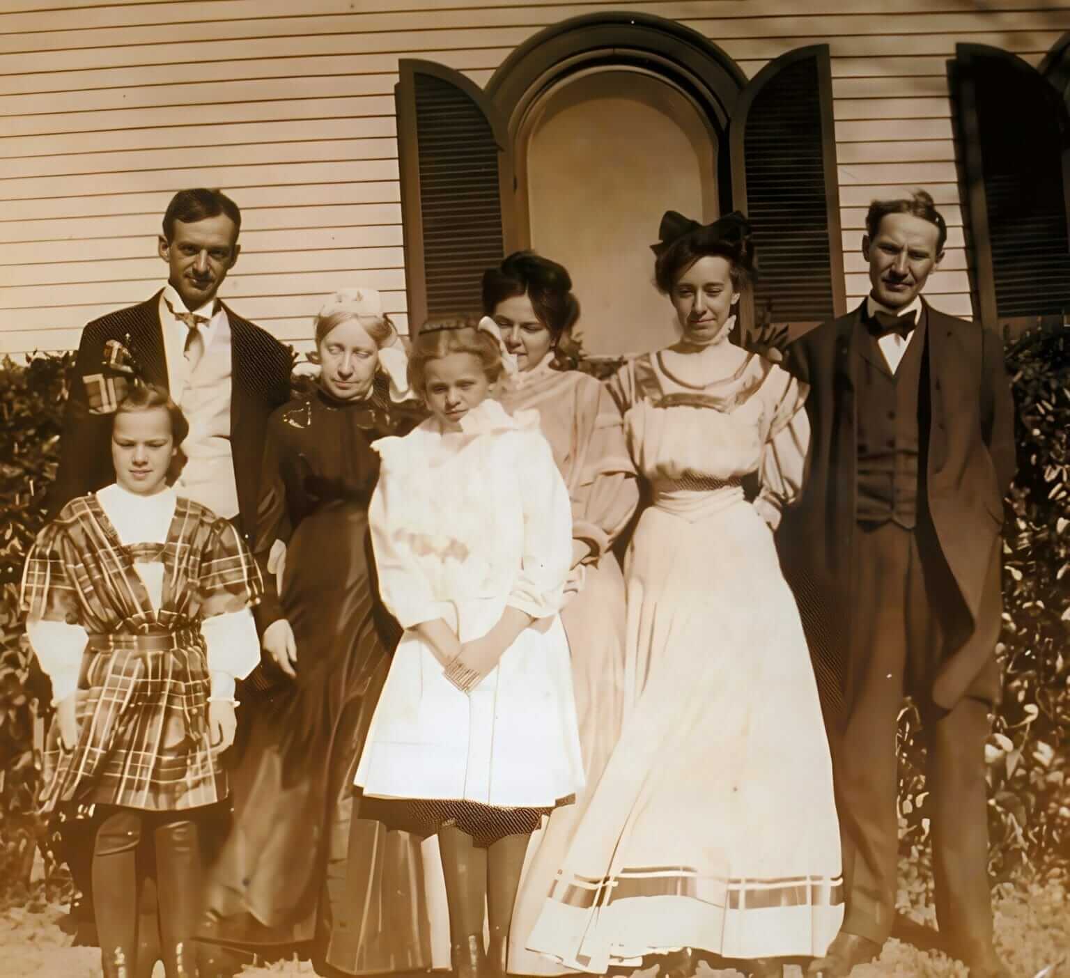 30 Amazing and Rare Photos of Amelia Earhart