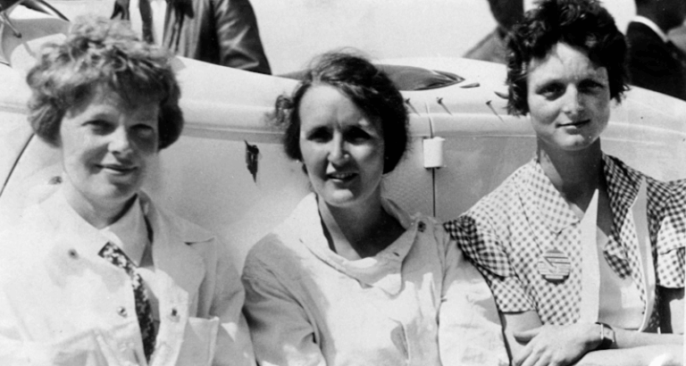 30 Amazing and Rare Photos of Amelia Earhart
