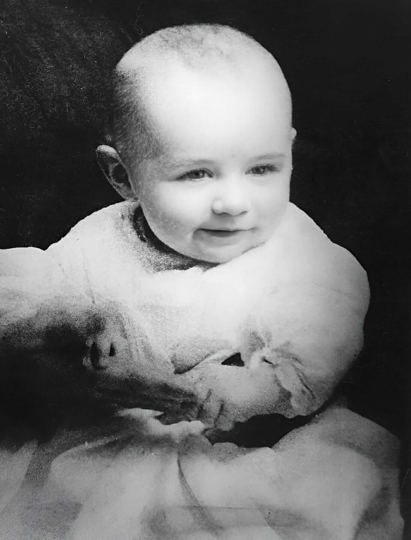 30 Amazing and Rare Photos of Amelia Earhart