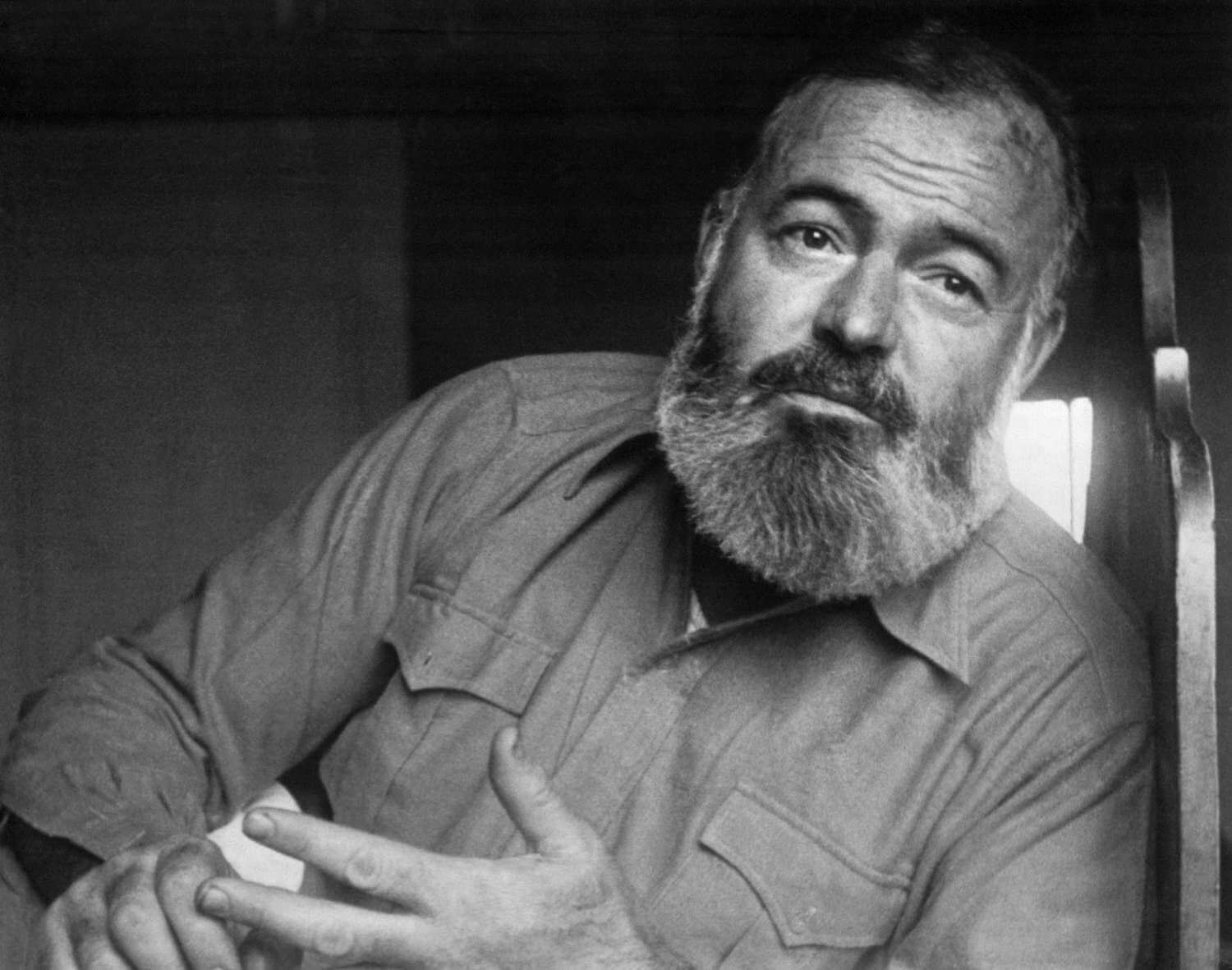 30 Amazing and Rare Photos of Ernest Hemingway - Face26 - AI Photo Enhancer