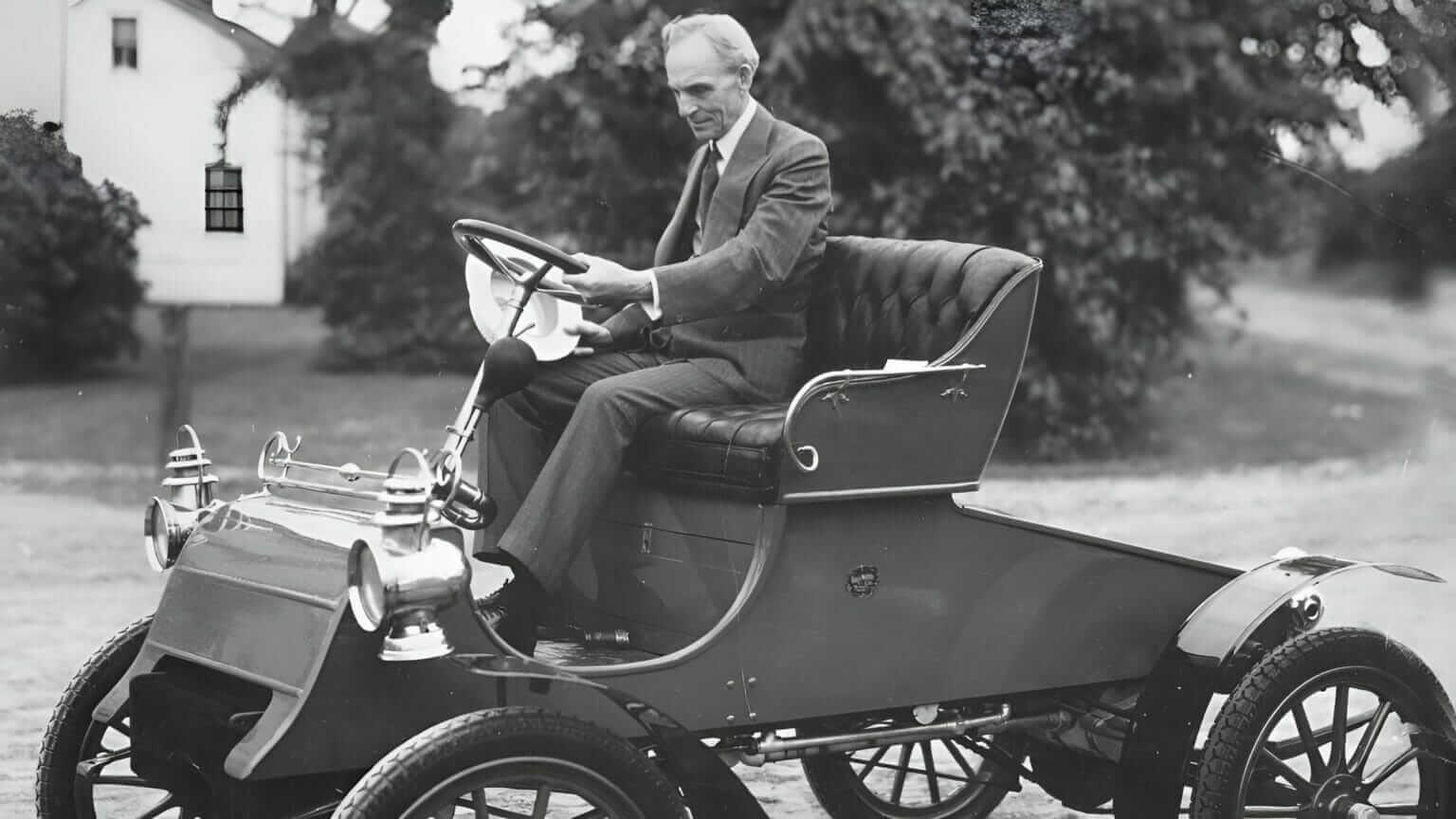 30 Amazing and Rare Photos of Henry Ford - Face26 - AI Photo Enhancer