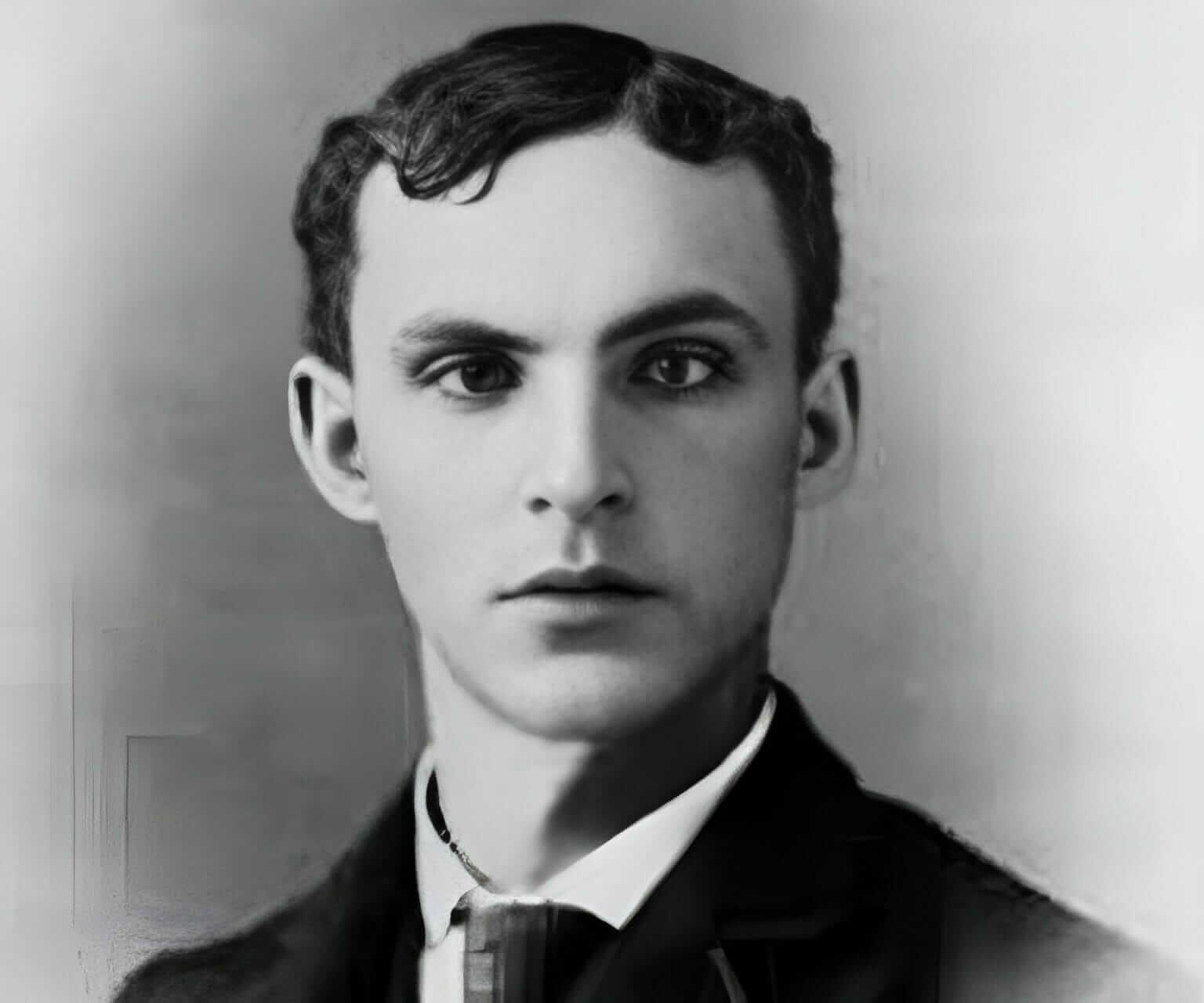 30 Amazing and Rare Photos of Henry Ford - Face26 - AI Photo Enhancer