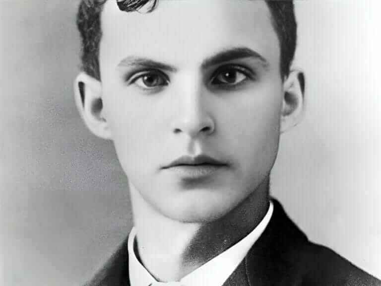 30 Amazing and Rare Photos of Henry Ford - Face26 - AI Photo Enhancer