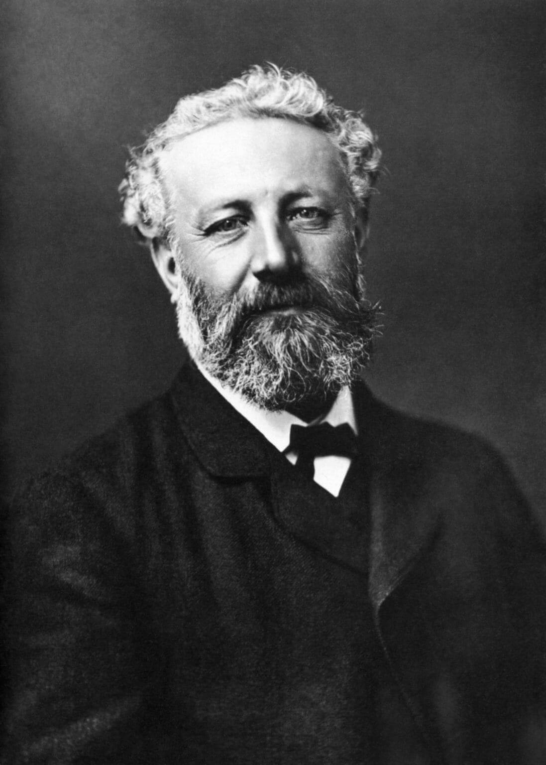 30 Amazing and Rare Photos of Jules Verne - Face26 - AI Photo Enhancer