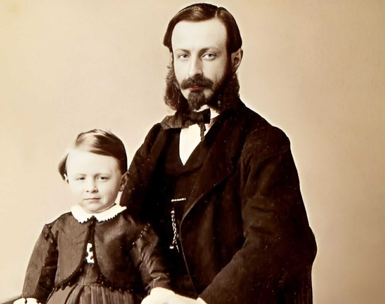 30 Amazing and Rare Photos of Jules Verne - Face26 - AI Photo Enhancer