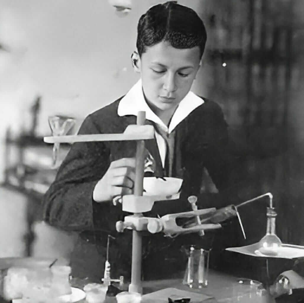 20 Amazing and Rare Photos of Nikola Tesla - Face26 - AI Photo Enhancer