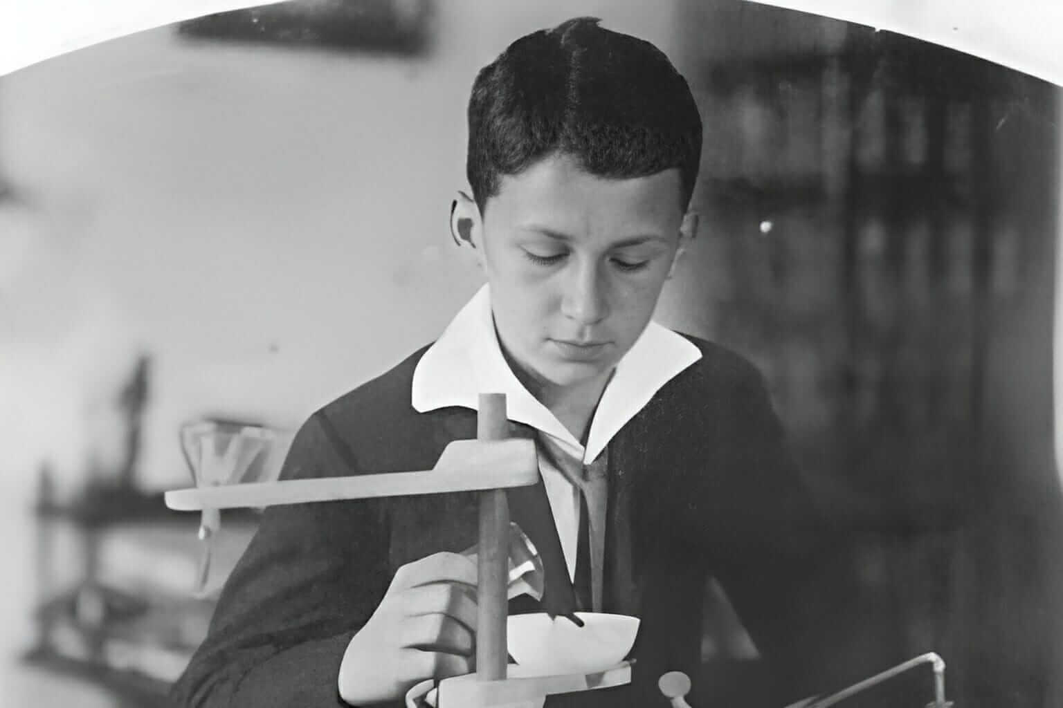 20 Amazing and Rare Photos of Nikola Tesla - Face26 - AI Photo Enhancer