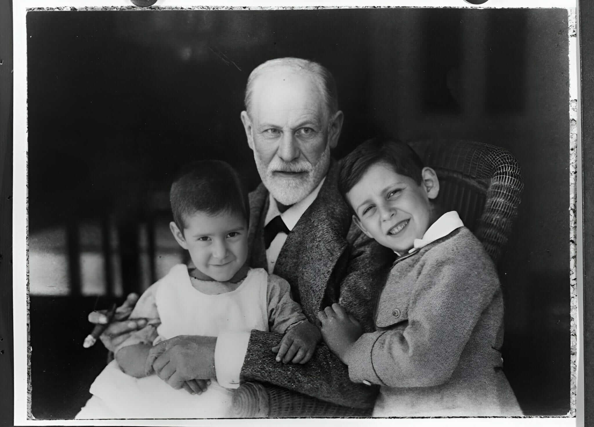 30 Amazing and Rare Photos of Sigmund Freud