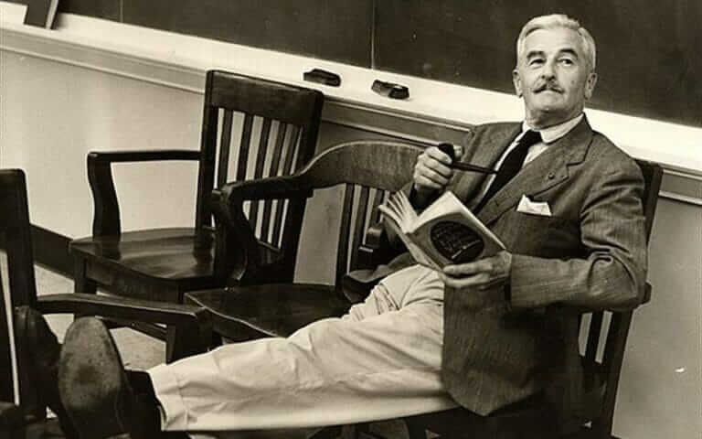 30 Amazing and Rare Photos of William Faulkner