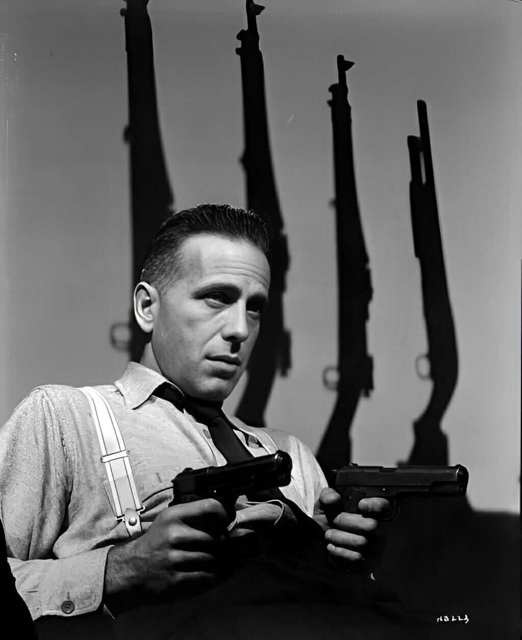30 Amazing and Rare Photos of Humphrey Bogart in HD