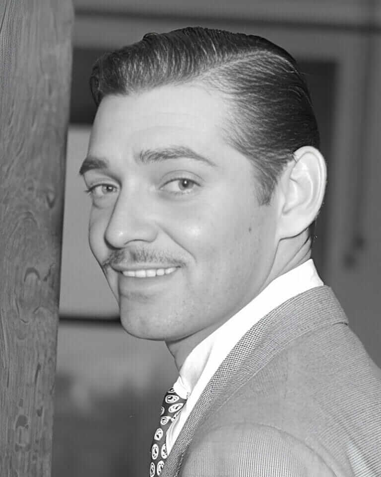30 Amazing and Rare Photos of Clark Gable - Face26 - AI Photo Enhancer