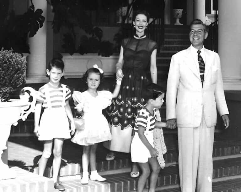 30 Amazing and Rare Photos of Clark Gable - Face26 - AI Photo Enhancer