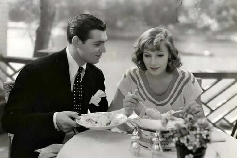 30 Amazing and Rare Photos of Greta Garbo - Face26 - AI Photo Enhancer