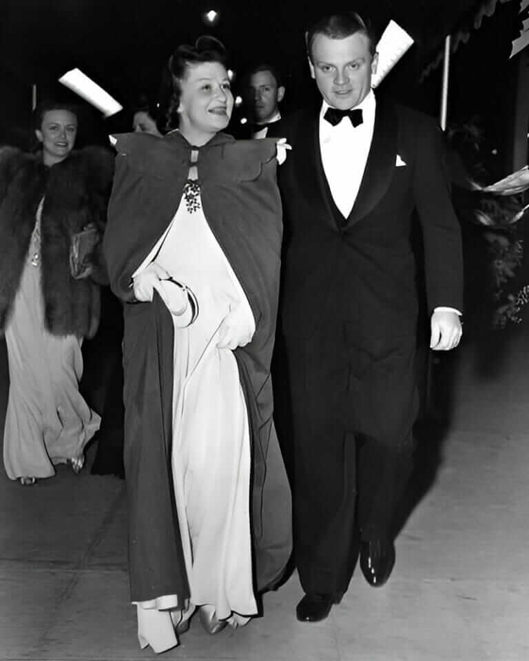 30 Amazing and Rare Photos of James Cagney