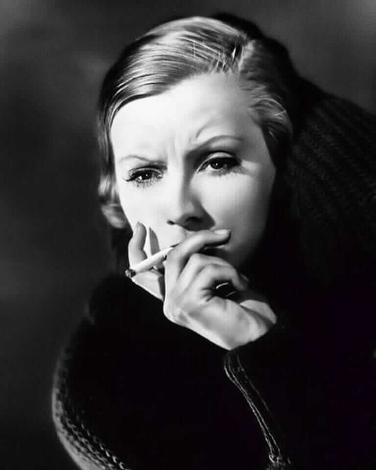 30 Amazing and Rare Photos of Greta Garbo - Face26 - AI Photo Enhancer